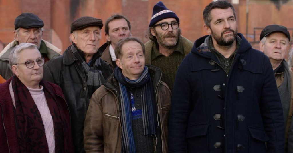 Casually: a good little comedy (Review)